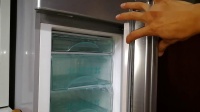 冰箱冷凍室結冰嚴重是什麼原因?抽屜都凍住打不開,師傅教你解決