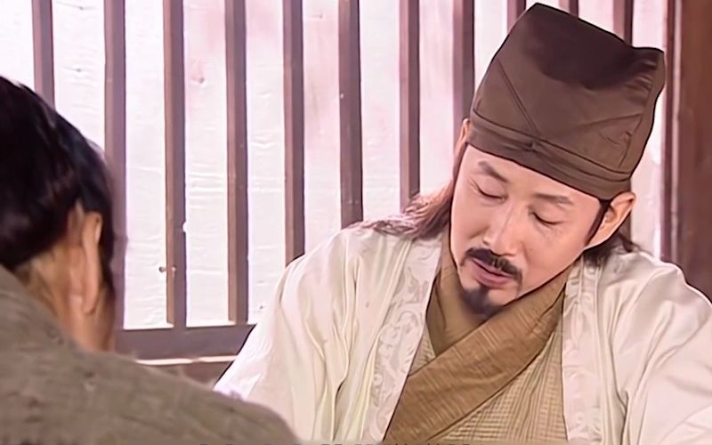 大师占卜算卦样样精通,男人不信和他打赌,不料竟当场傻眼!