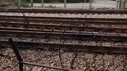 K788次列车通过湘乡站