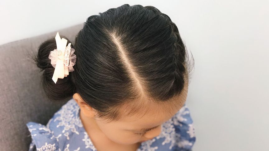 岚岚小辫子儿童编发视频 简单好看六一儿童节丸子头编法U型夹用法