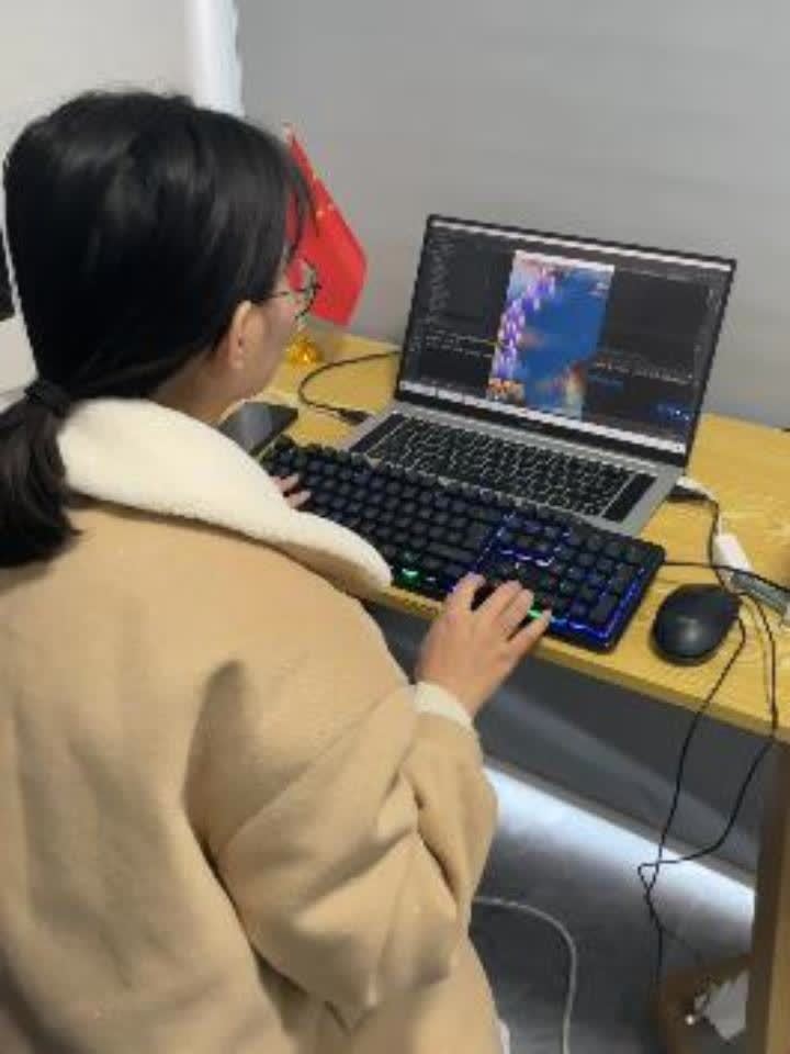 ...她是老板的关系户,结果今天看他用#python写的飞机大战,真心太佩服了