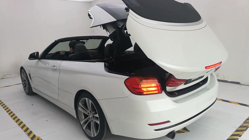 硬顶敞篷车怎么收放车顶?快来长知识!