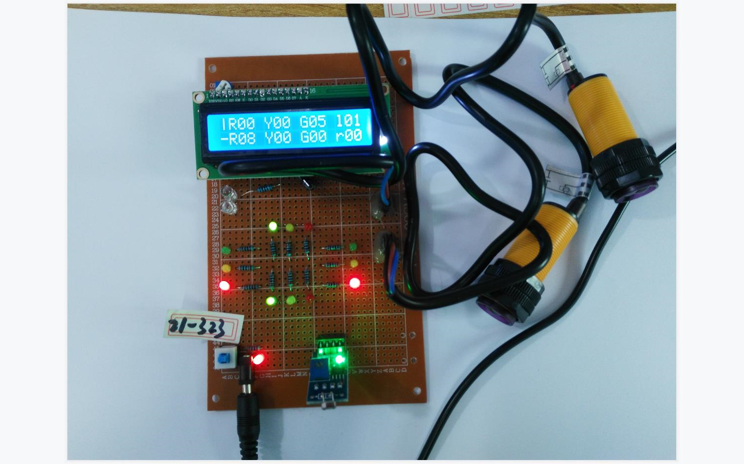 基于51单片机的智能交通灯红绿灯城市交通系列控制系统设计-LED-...