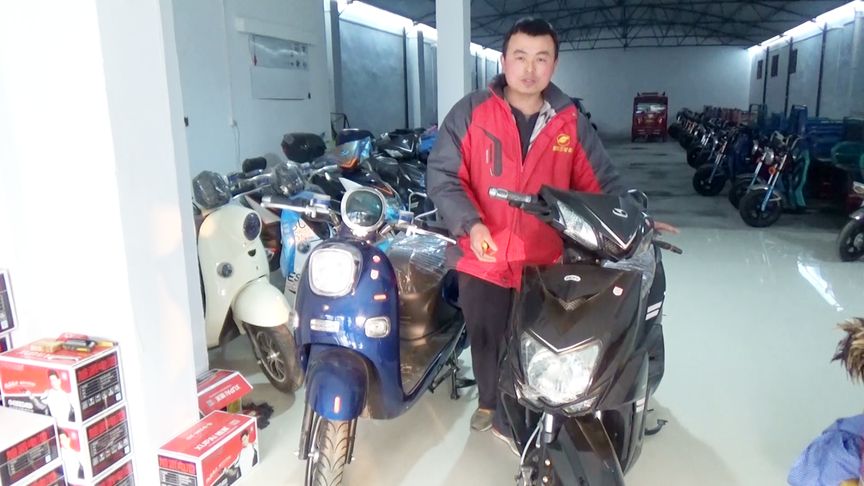 电动车的前围该怎么拆卸?老师傅告诉你,清理维修快速方便!