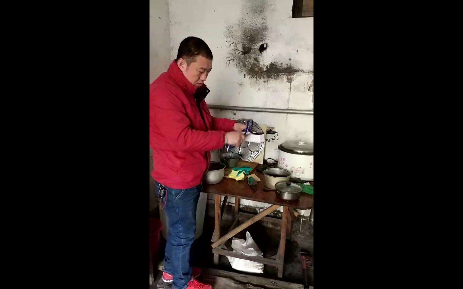 69磨刀器磨剪刀视频