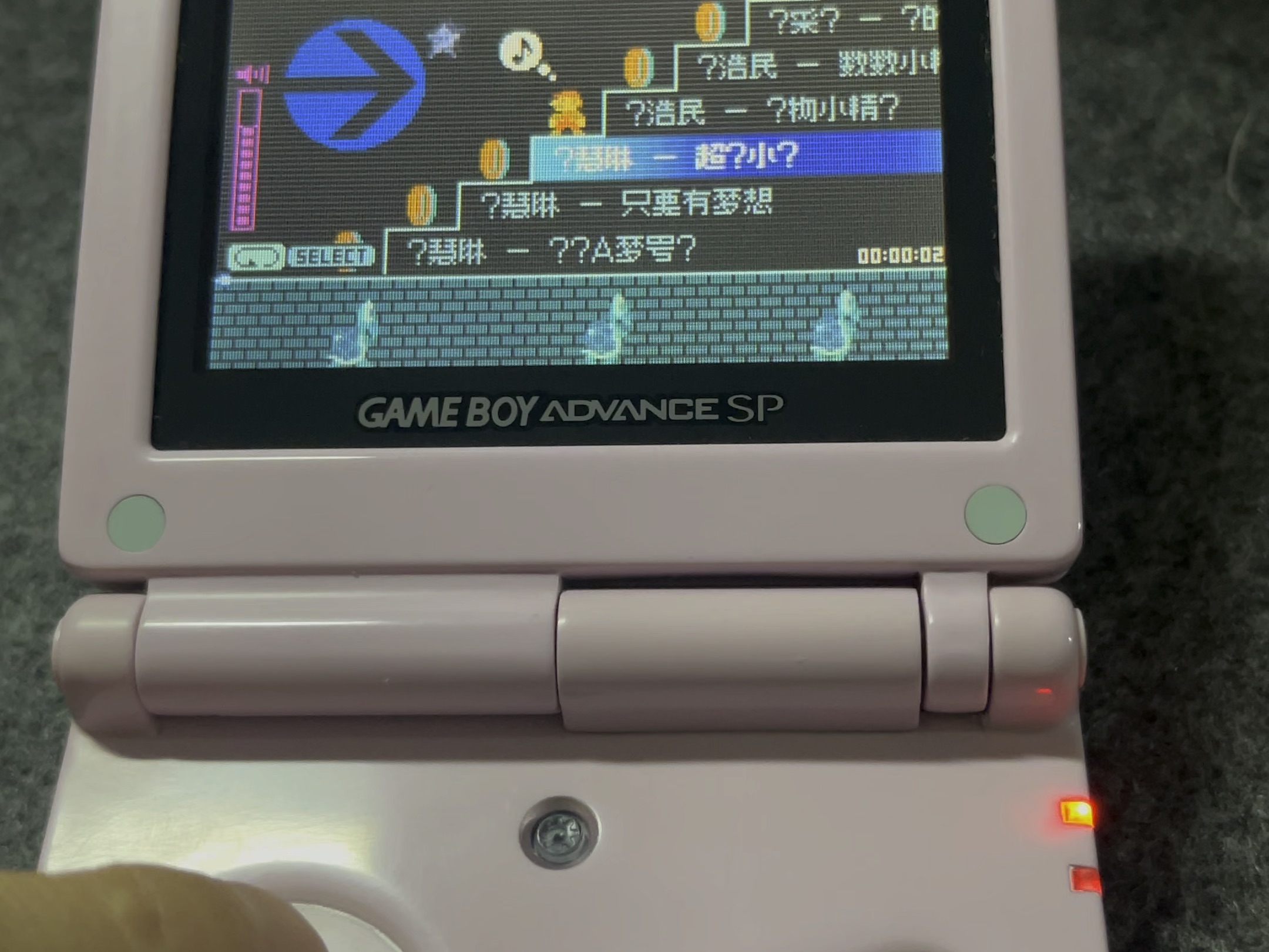 你见过任天堂老一代游戏机听音乐卡带吗