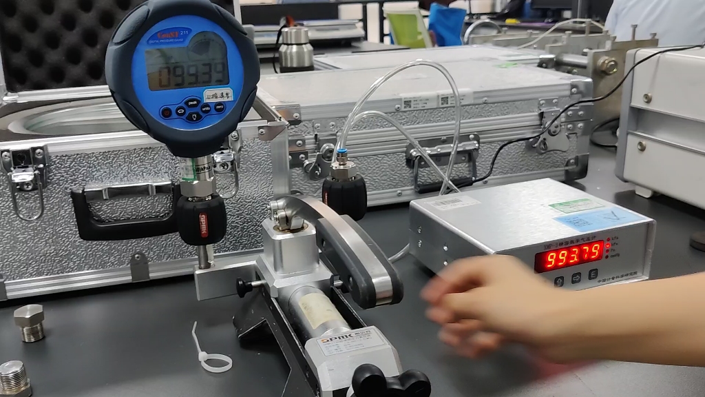 精密数字气压计