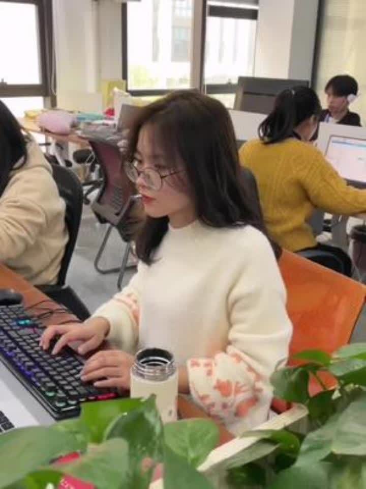 ...的数据分析师,一个人一天处理几百万的数据,你说老板是不是发烧了#