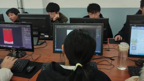 计算机学的都是技能啊!动手制作贺卡了