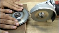 用角磨机做的磨刀机, 专磨锯片