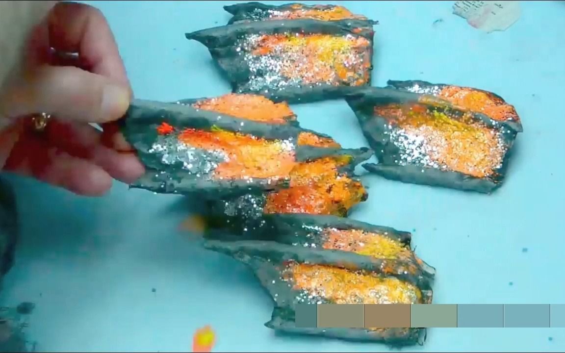 模型高手用废报纸等材料做的龙头模型不仅造型帅气而且还能发光