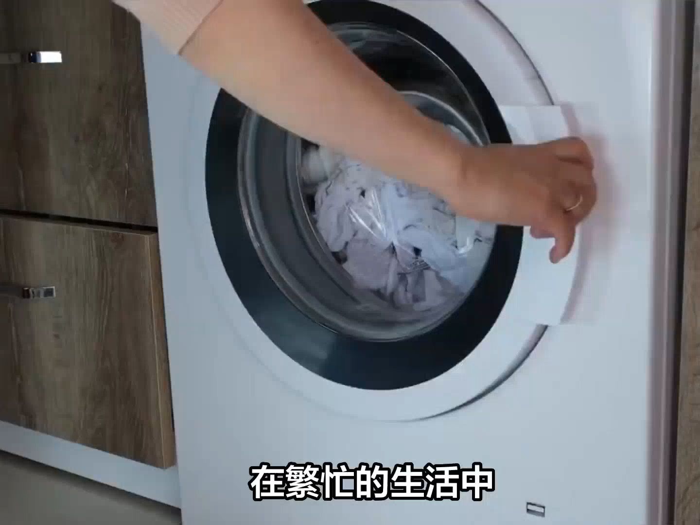 美的MG100WJ3滚筒洗衣机独家评测:技术革新,洗涤新境界