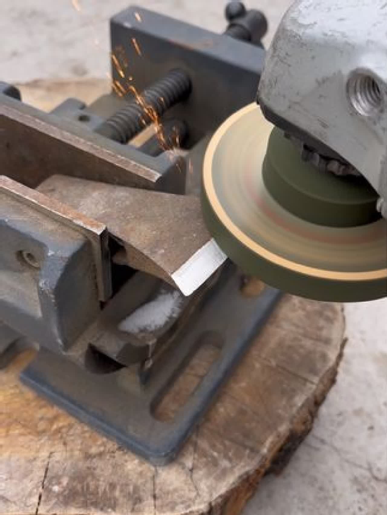 金刚石打磨砂轮