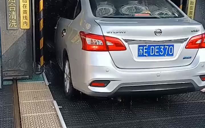 南充大门客车隧道式节水洗车机视频售价