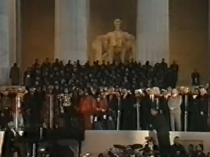 (1993年)迈克尔·杰克逊-表演团队和克林顿总统合唱we are the world