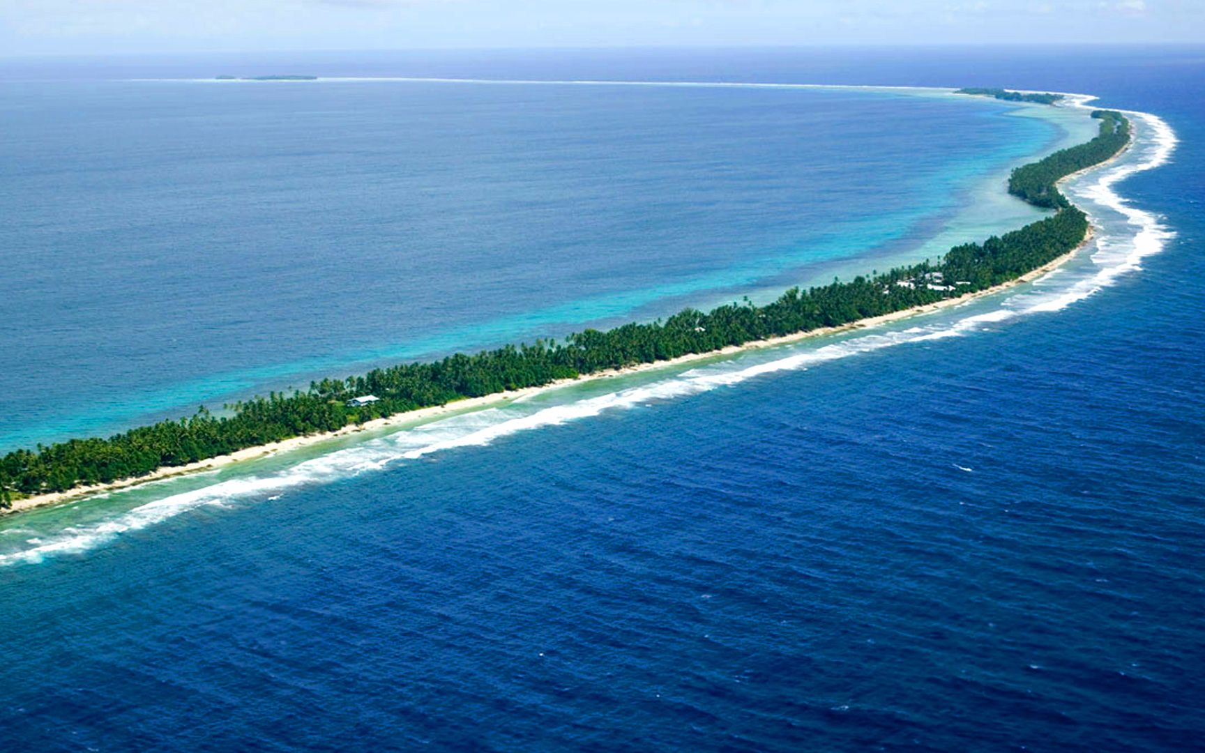 世界上第一个即将沉入海底的国家,曾计划举国搬迁,如今面积变大