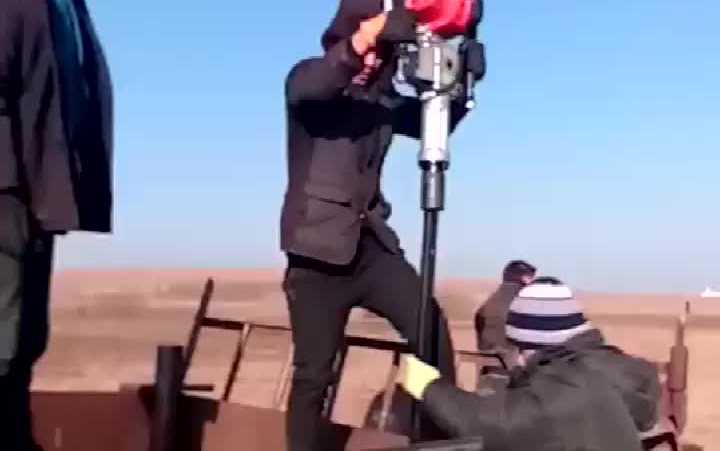 高效钢管打桩机