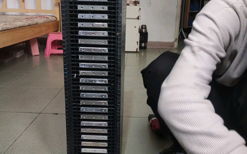 废品站400多收的公交车新能源电池模组,48块电芯,24串2并,100v,...