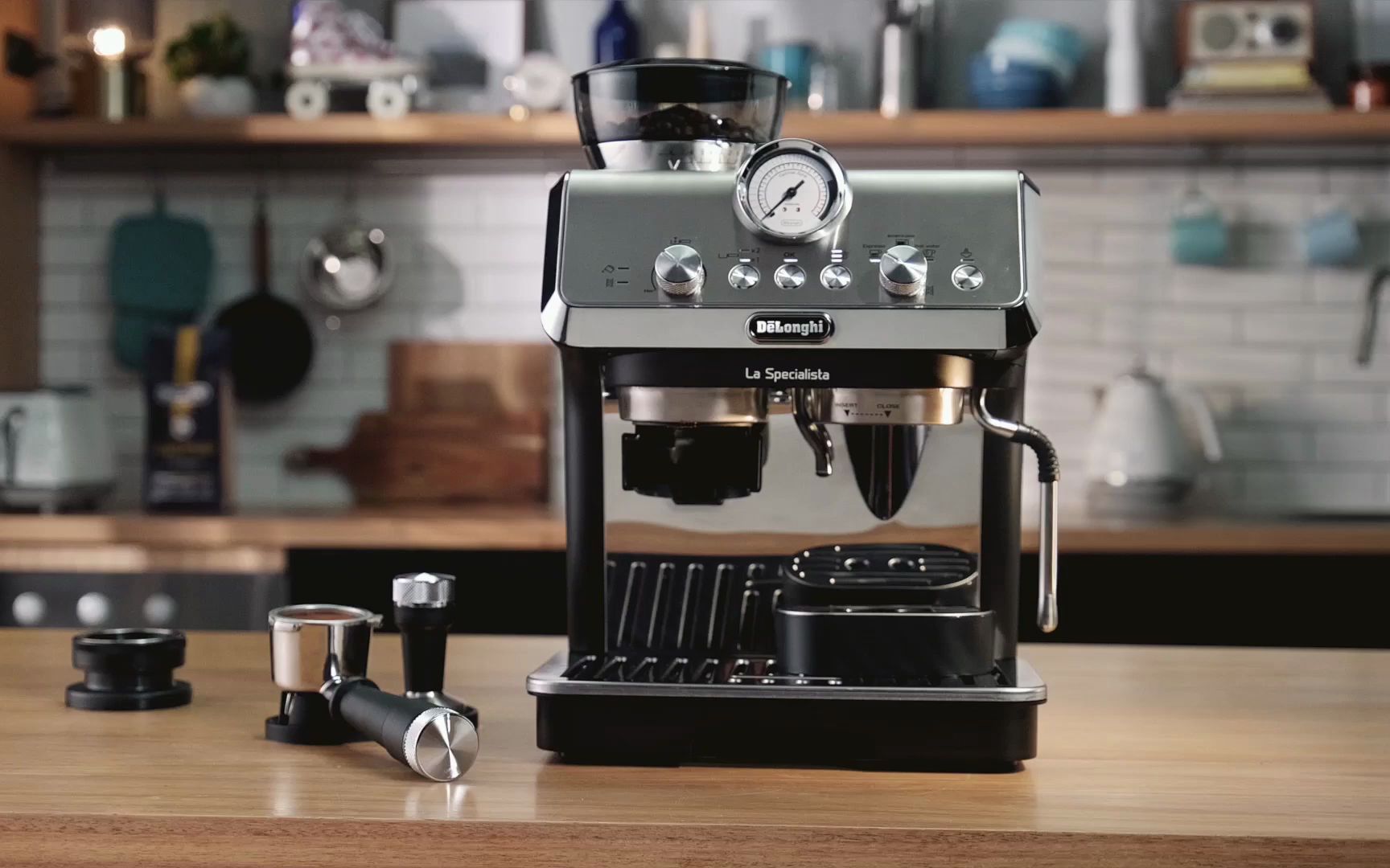 DeLonghi咖啡机 德龙DELONGHI EC9355.M半自动咖啡机 牛奶奶泡...