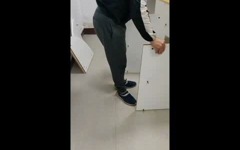 单品-S型职员桌安装视频