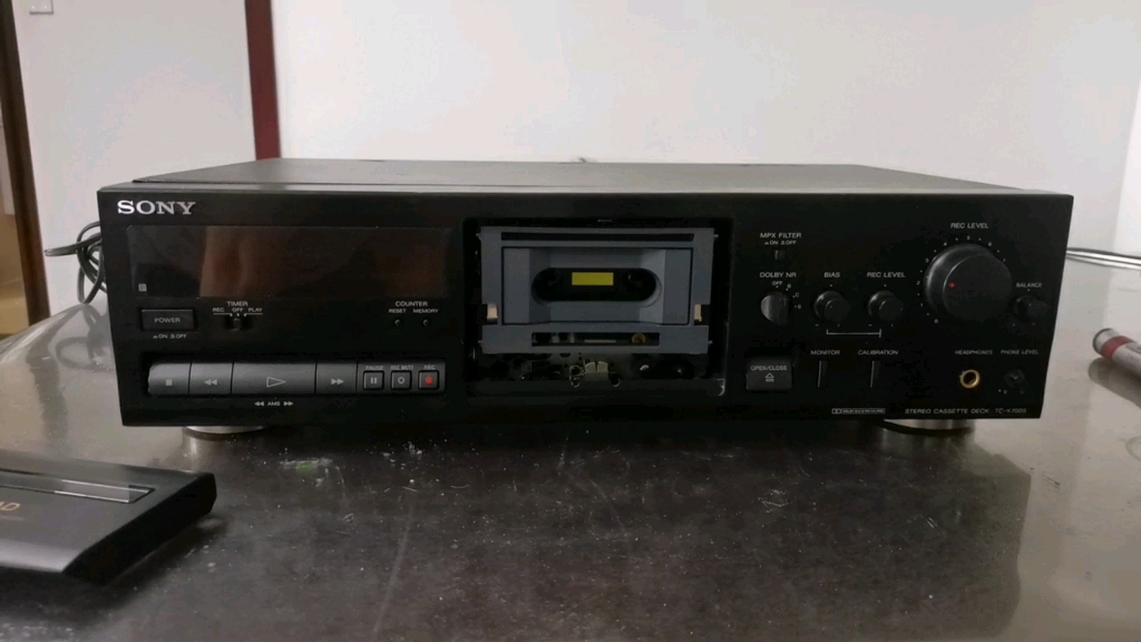 索尼三磁头录音机机械故障的排除