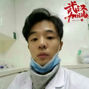 爱吃火锅的李天天 