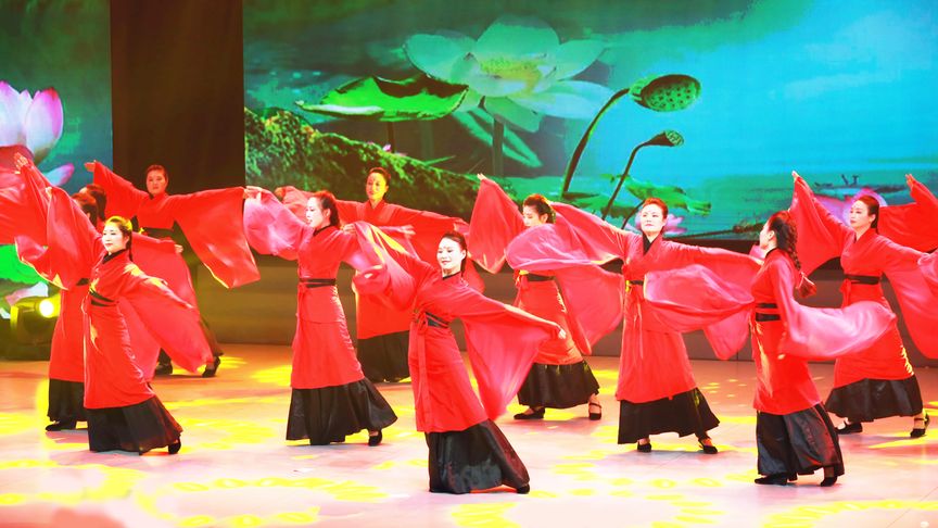《礼仪之邦》彰显了中华民族传统美德,音乐大气,舞蹈优美!
