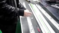 为大家展示普通灯架如何安装LED日光灯