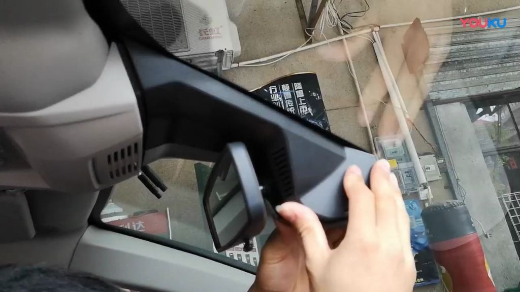 专用款行车记录仪保险盒取电教程,隐藏走线没有明线,带停车监控功能,...