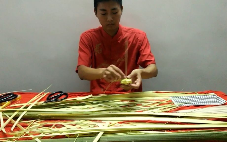 草编玫瑰花棕编视频教程