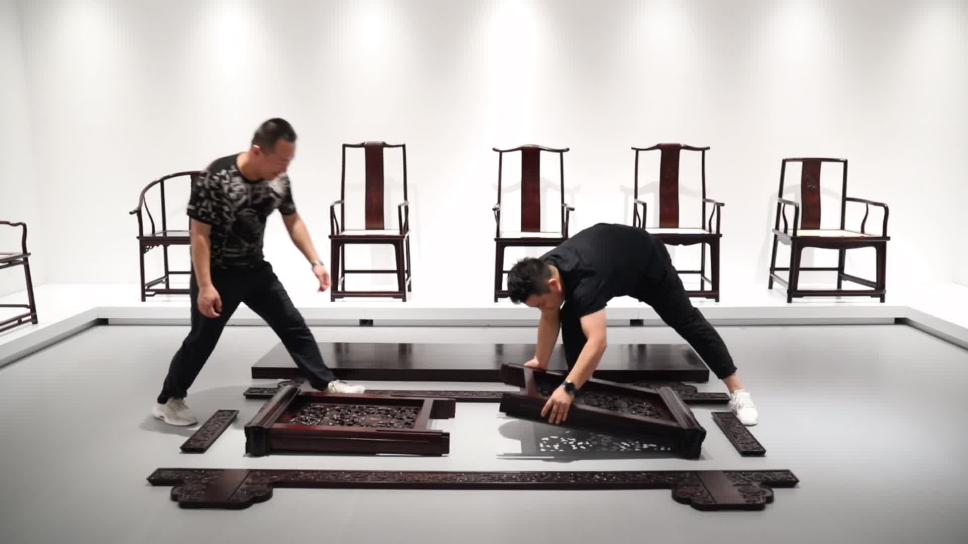 传统家具行业需要延续…其作品更是具备文化价值和传承意义[加油]