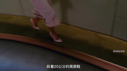 男人的腿意外变长888米,像面条一样,太可怕了