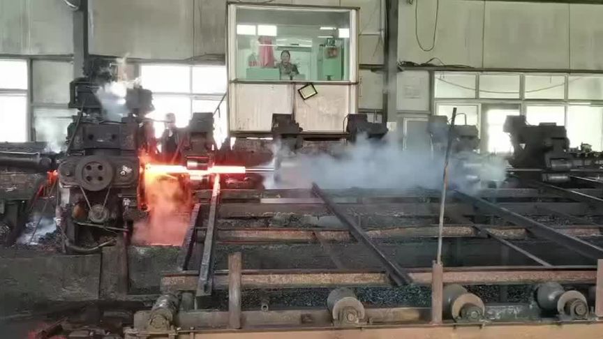 #热轧无缝管 #管坯#圆钢穿孔#热轧管 #车间实拍