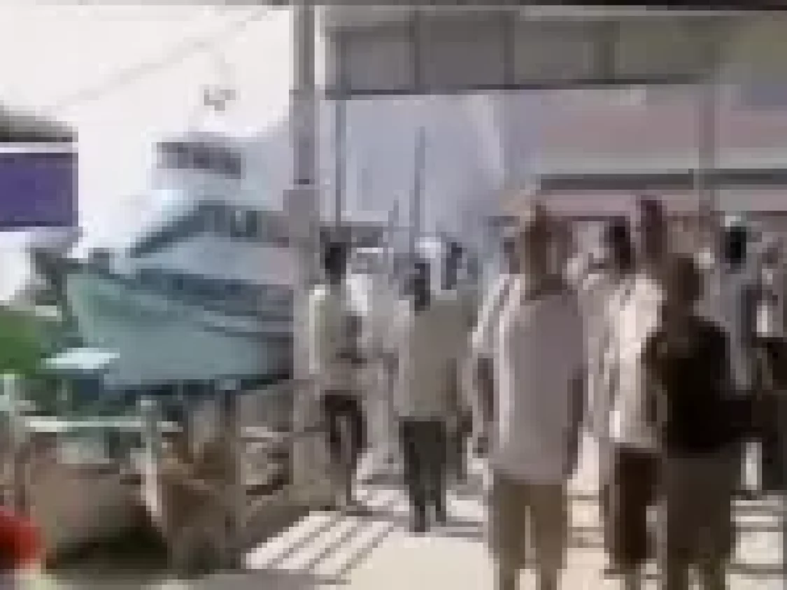 2004年12月26日印尼海啸到来时的场景