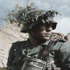 某个爱喝咖啡的汉斯 