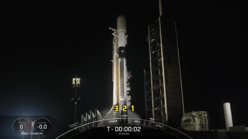 搞笑,SpaceX猎鹰9号火箭发射,倒计时这哥们儿听上去都快睡着了