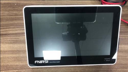 使用平板示波器测量市电220V电压