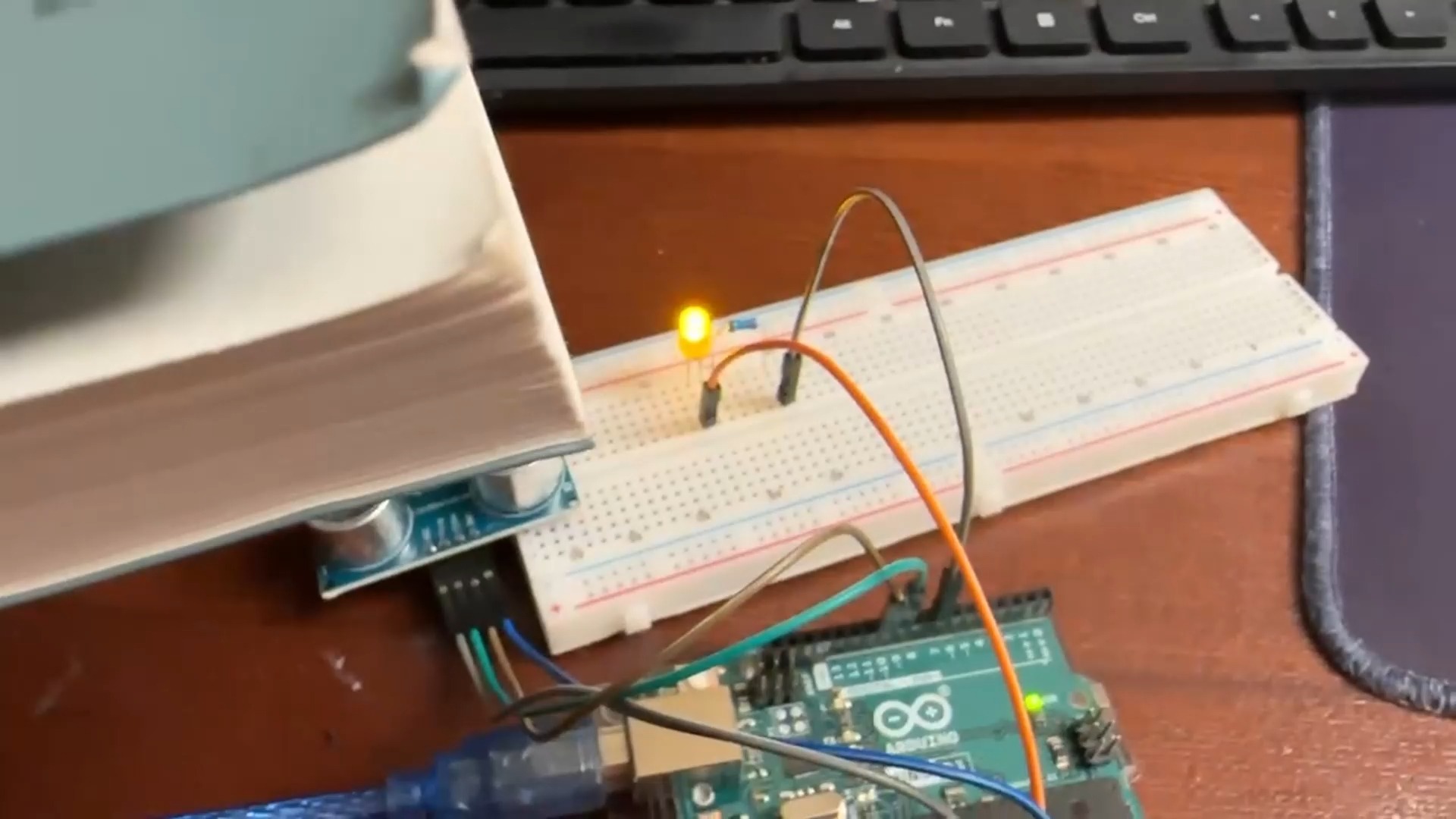 ARDUINO 超声波传感器练习