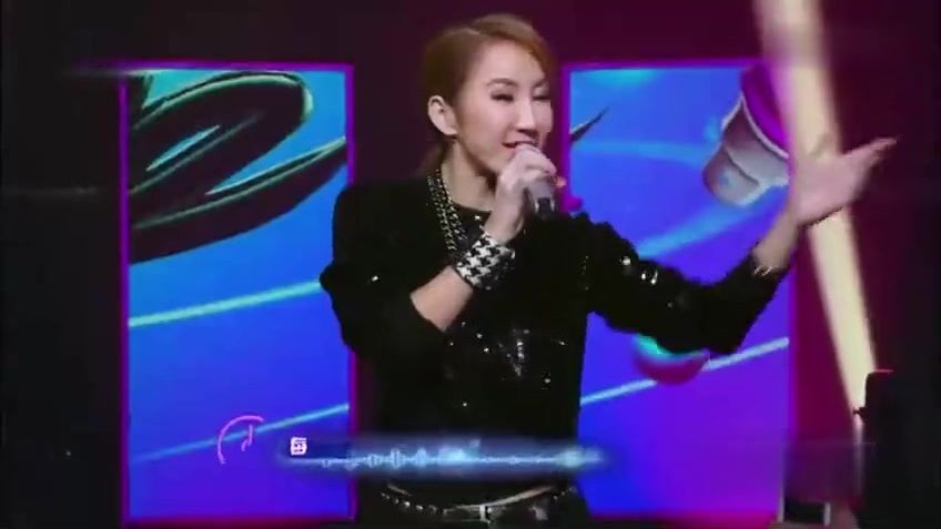李玟 再现经典神曲《滴答滴》曼妙舞姿 全场疯狂