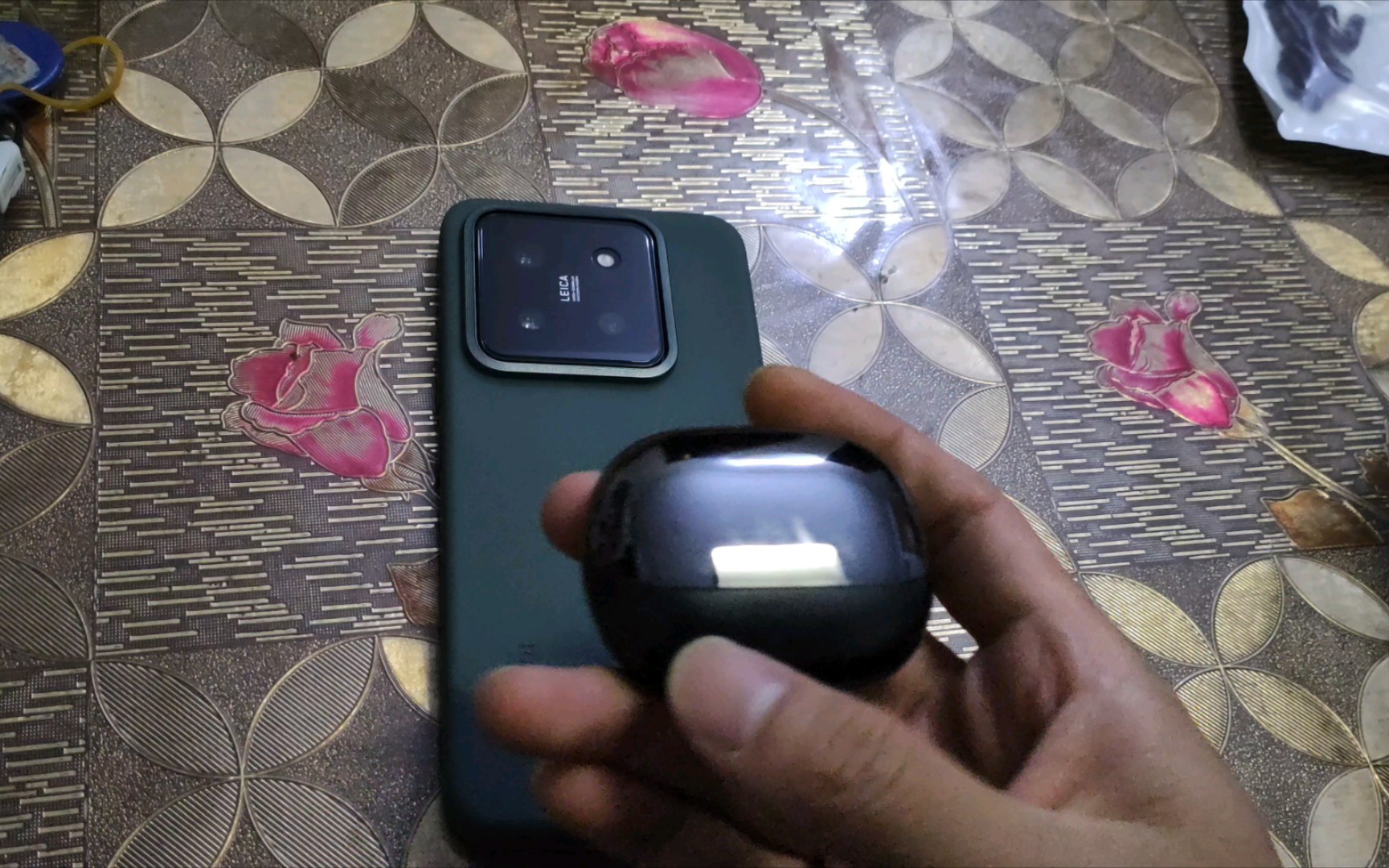 小米14pro反向充电实测