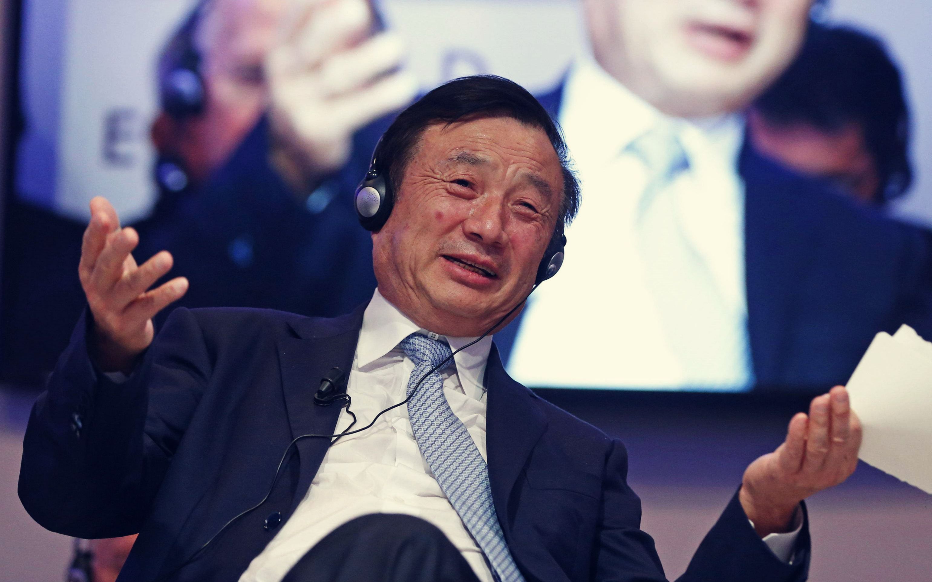 中国第一个用手机的人是谁?花了2.6万元,手机号码却只有六位数!