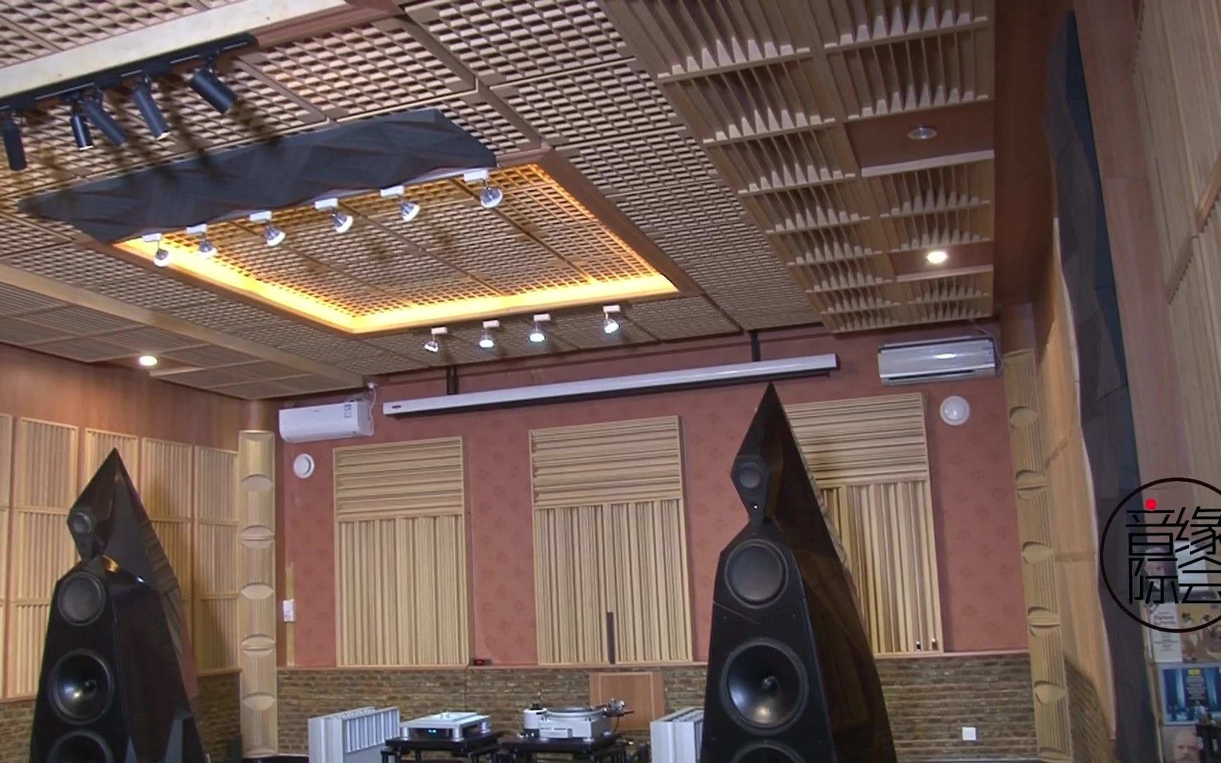 [音缘]想让音场更高更宽更深?大神教你把握天花和地面的吸音及扩散...