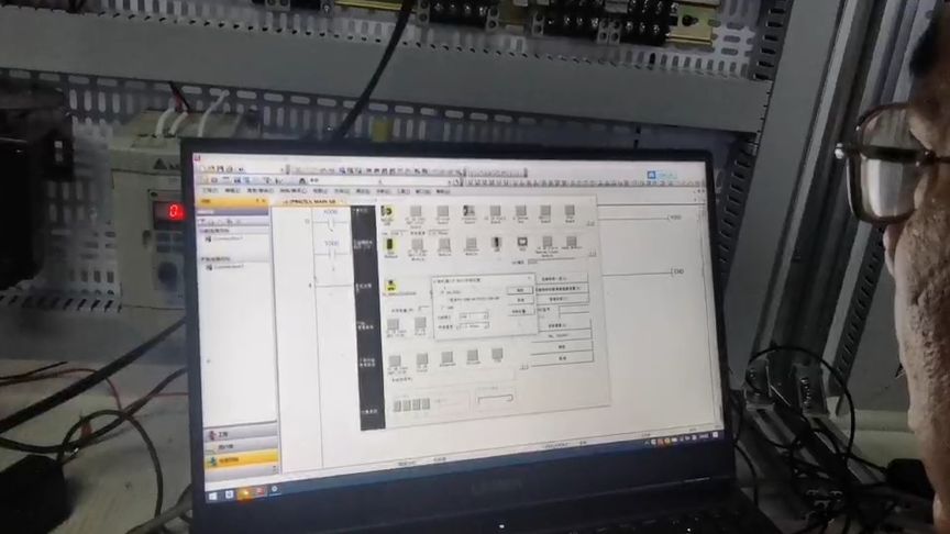 电脑如何与PLC通信?