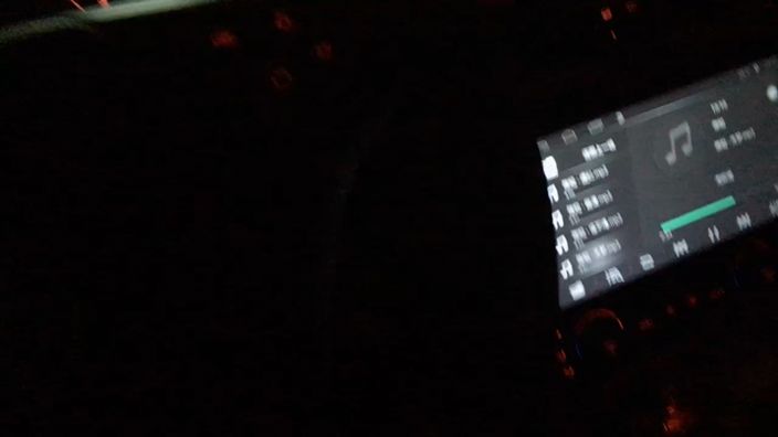 来回测试宝马电流冲击声