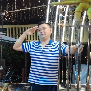 陈洲宏 