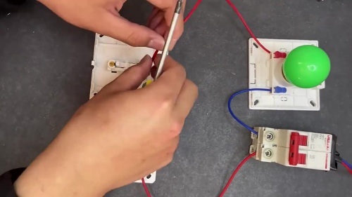 电工接线 电工知识 零基础学电工 安全用电 家庭电路小知识