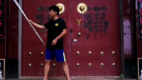 六小龄童棍花三转圈教学,金箍棒棍花慢动作,你看你也会