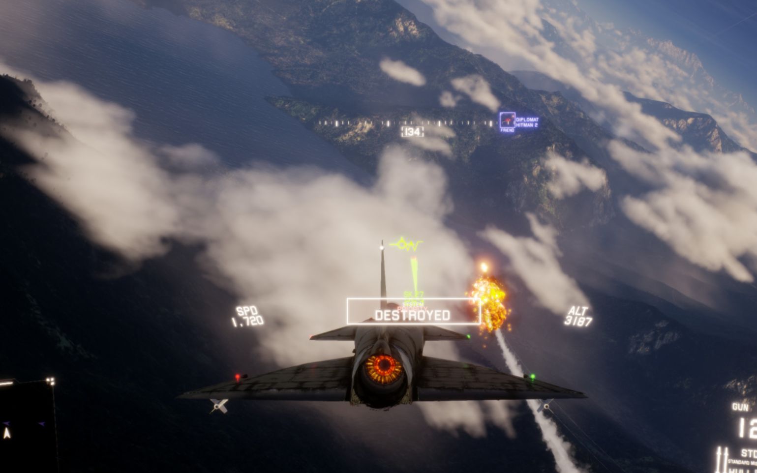 ...作为VR游戏,这个画质真的很棒了!用VR来玩《僚机计划》!(显卡价格...