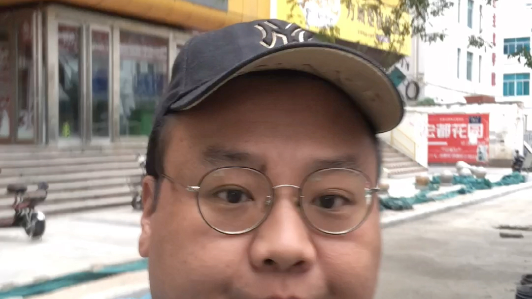 这次考试没有考好。不过没关系,11月份还有一个税务师考试,还有翻盘...