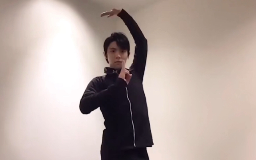 【羽生结弦】来看看少主自演自录自剪的视频吧!